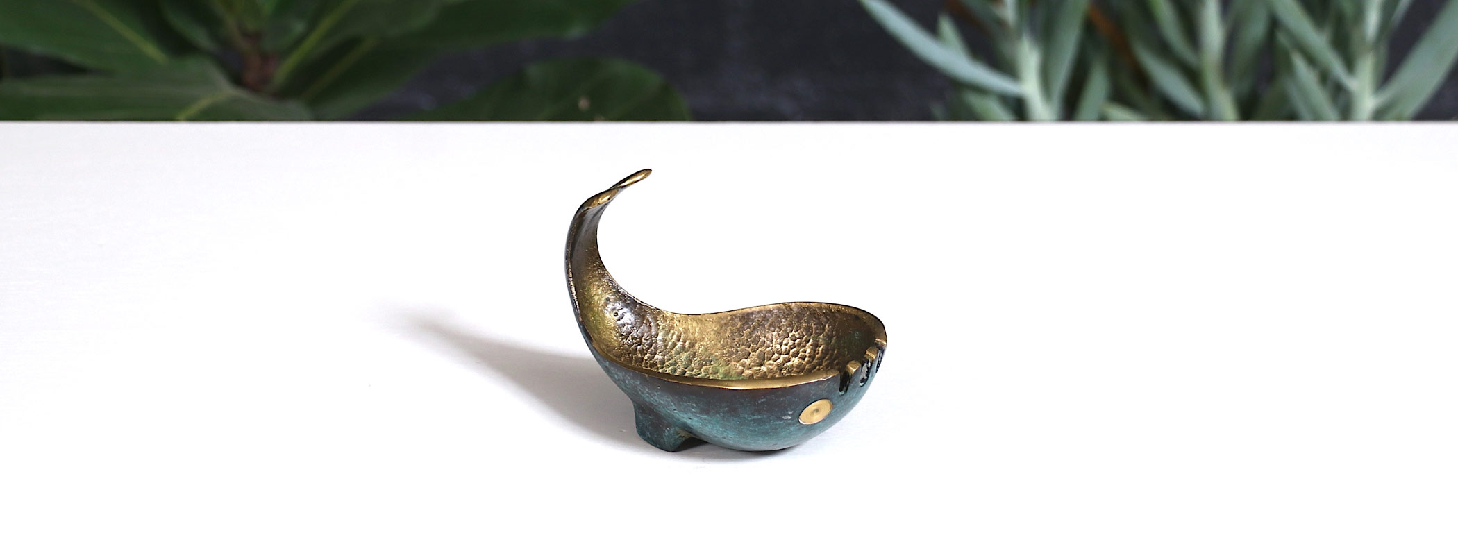 Maurice Ascalon Bronze Whale Ashtray for Pal-Bell Image