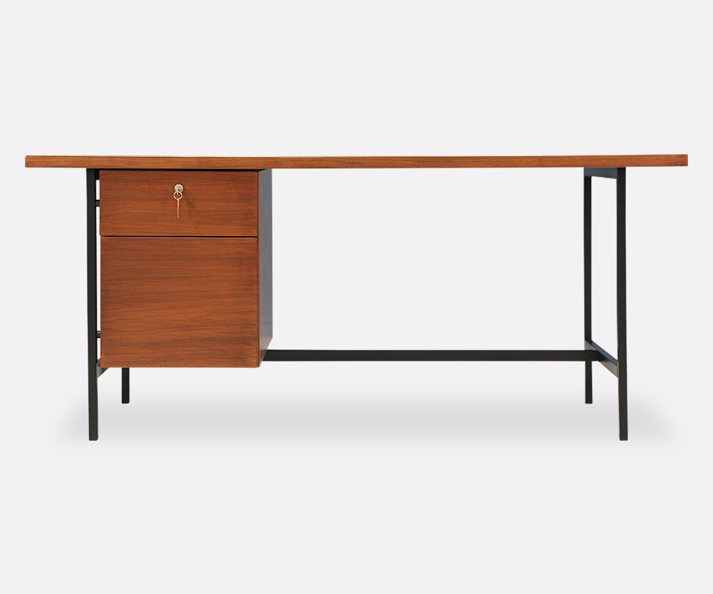 Florence Knoll Executive Walnut Desk | Danish Modern L.A.